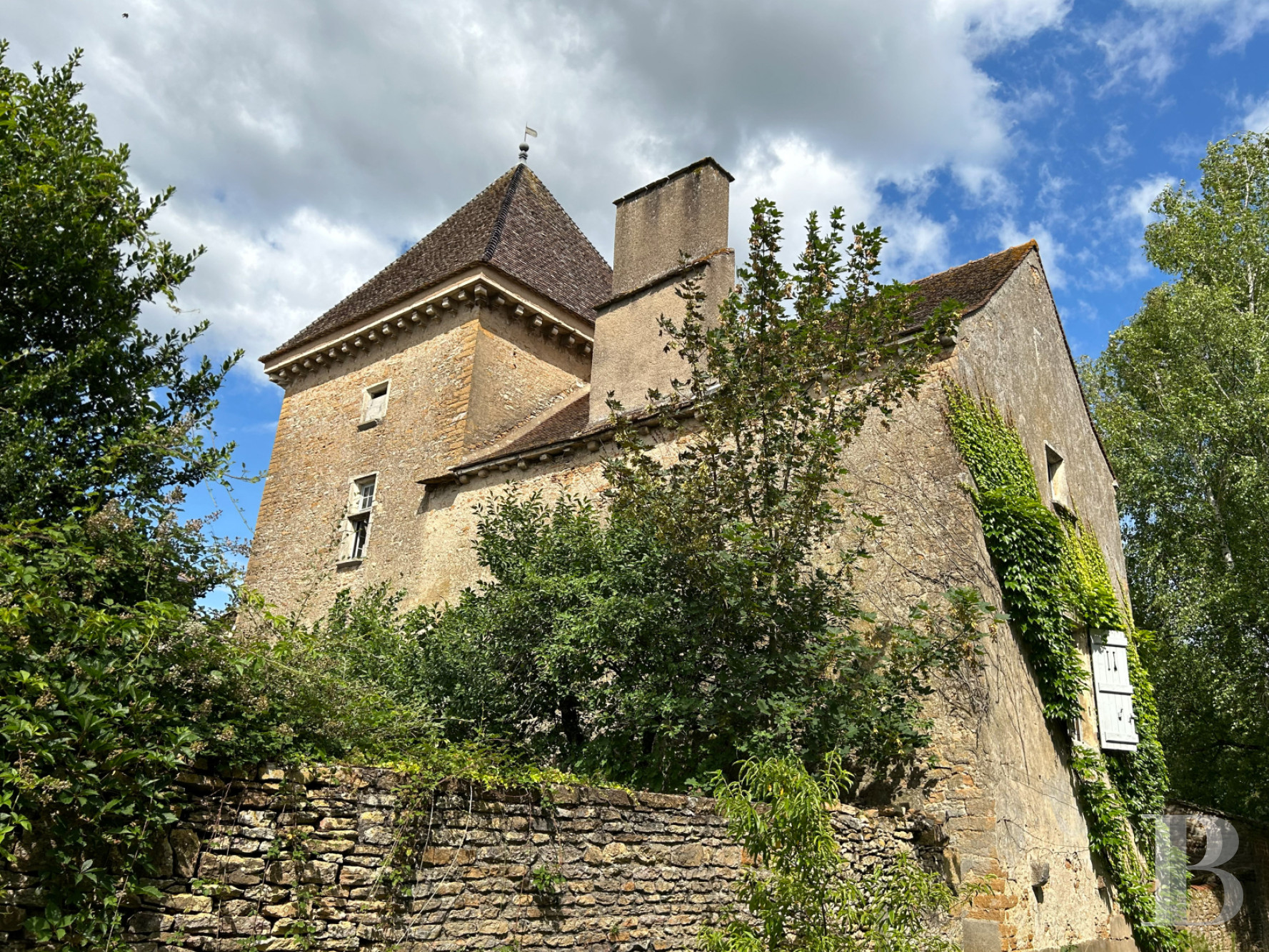 maison de caractère à vendre En Bourgogne, aux portes de Mâcon