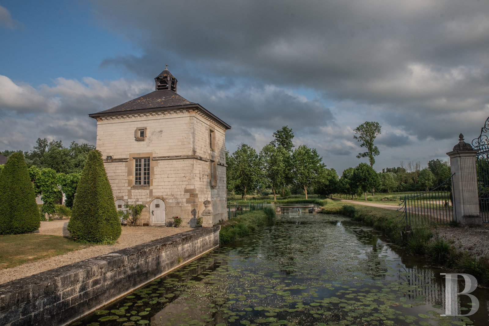 château à vendre En Champagne, à deux heures de Paris