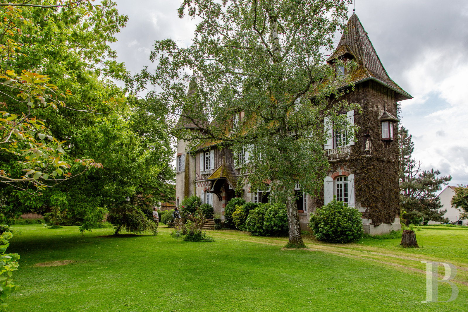 manoir à vendre À 70 km au sud-est de Paris, en Seine-et-Marne
